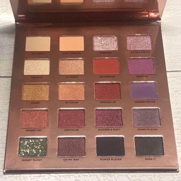 ICONIC London | Makeup | Iconiclondon Desk To Dance Eyeshadow Pallete ...